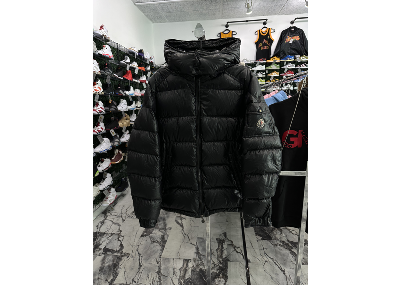 Moncler Maya Jacket – Sneaker Vault
